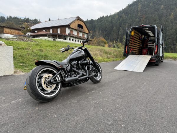 Motor vervoeren - Snelle service in heel Nederland & Europa